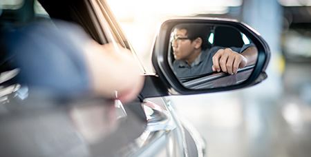 Tips for spotting distracted drivers | Scott J. Corwin